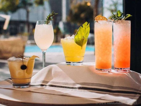 Mocktail là gì? Các loại mocktail và cách phân biệt với cocktail, mojito