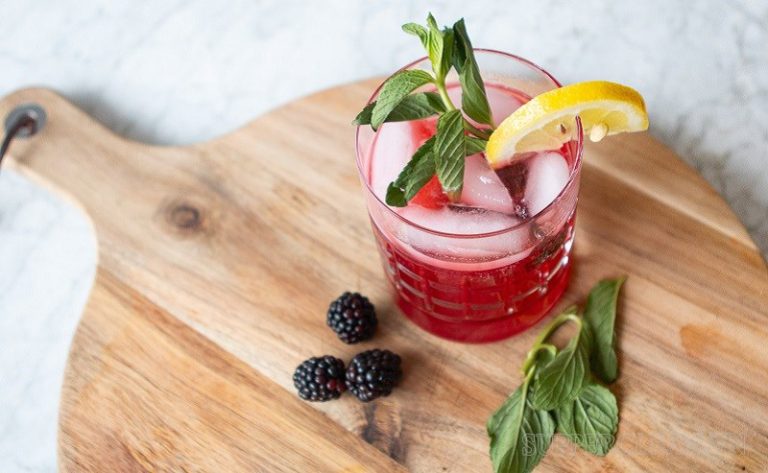 Mocktail là gì? Các loại mocktail và cách phân biệt với cocktail, mojito